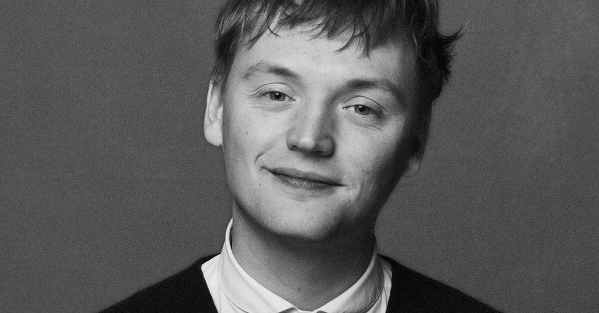 5 minutes with Dan Colley, Director of A Very Old Man with Enormous ...